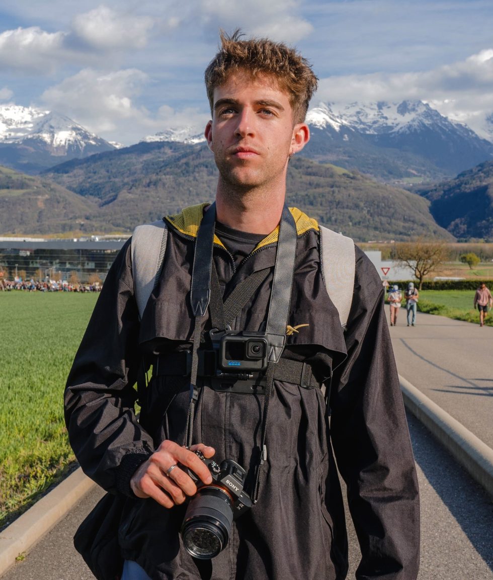 Mario Morón, ganador de la beca EFE-Canon para fomentar las nuevas ...